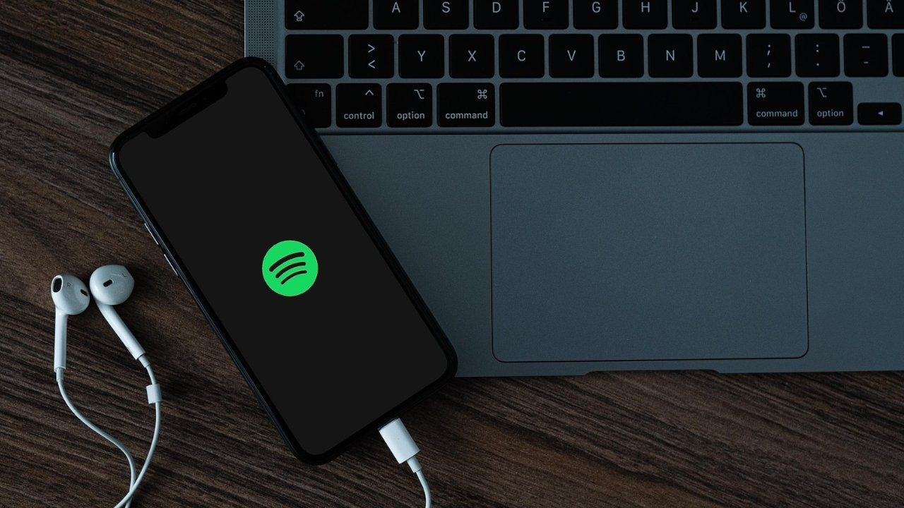 Spotify iPhone uygulamasına büyük değişiklikler getiriyor! - Sihirli Elma